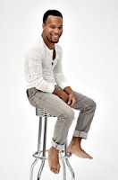 Interview: Johnny Ray Gill on 'Rectify', Booking 'Harry's Law' Right ...